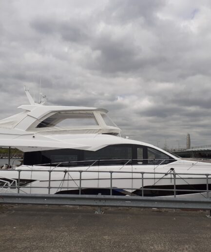 Flybridge Enclosure Hard Top – Flexicovers